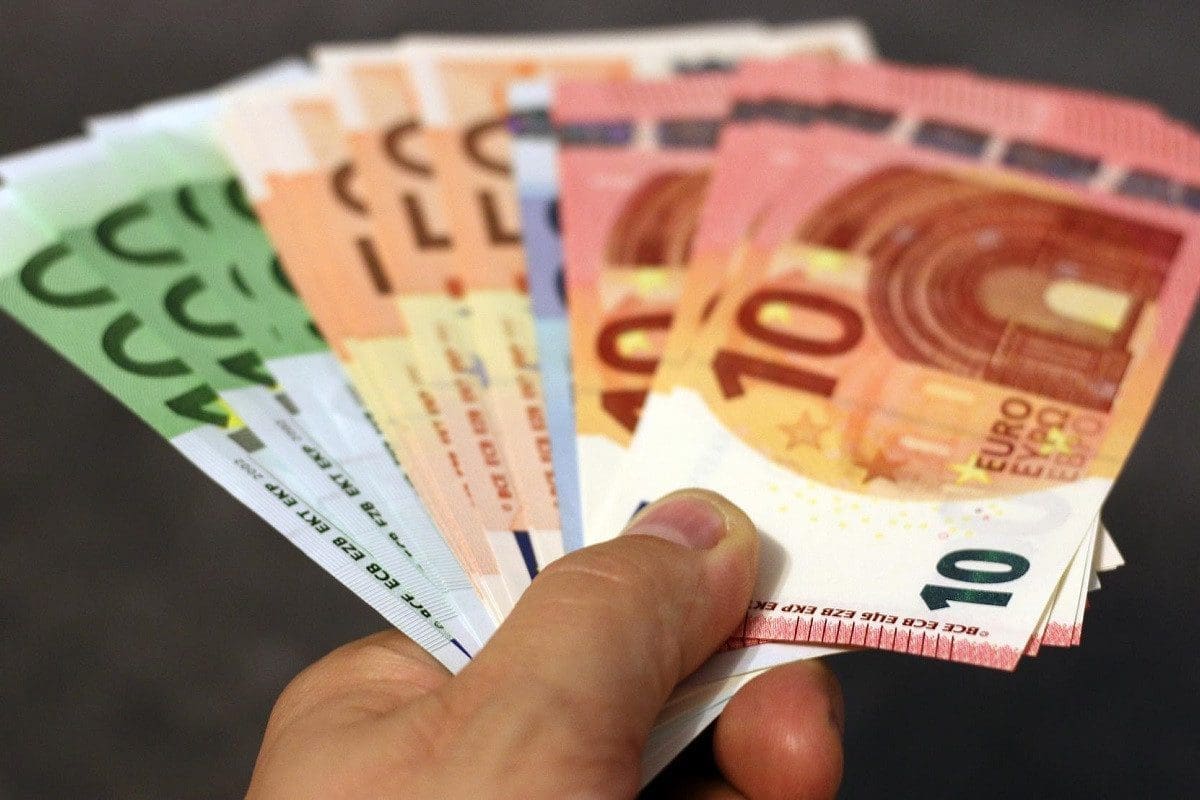Hoe zit het met contant geld? | www.eijkhoutenpartners.nl